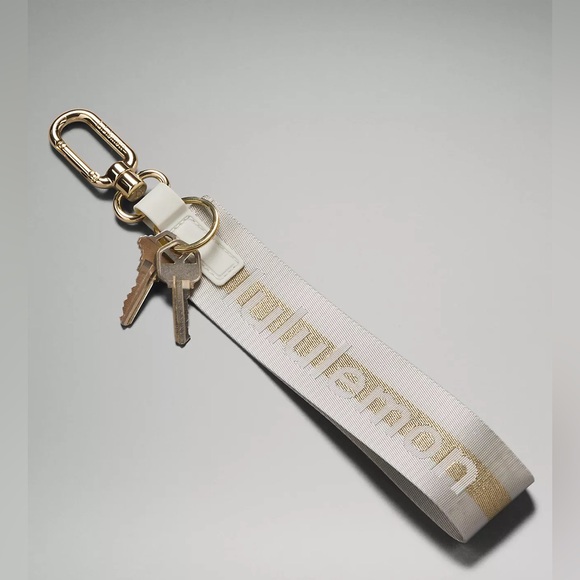 lululemon athletica | Accessories | Lululemon Never Lost Keychain Nwt ...